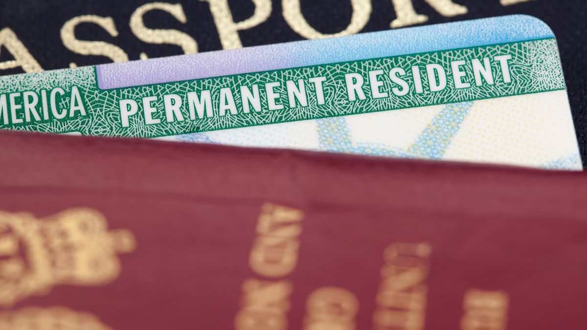 ¿Qué es la 'Tarjeta Verde' de Estados Unidos? Cómo conseguir la residencia permanente en el país ...