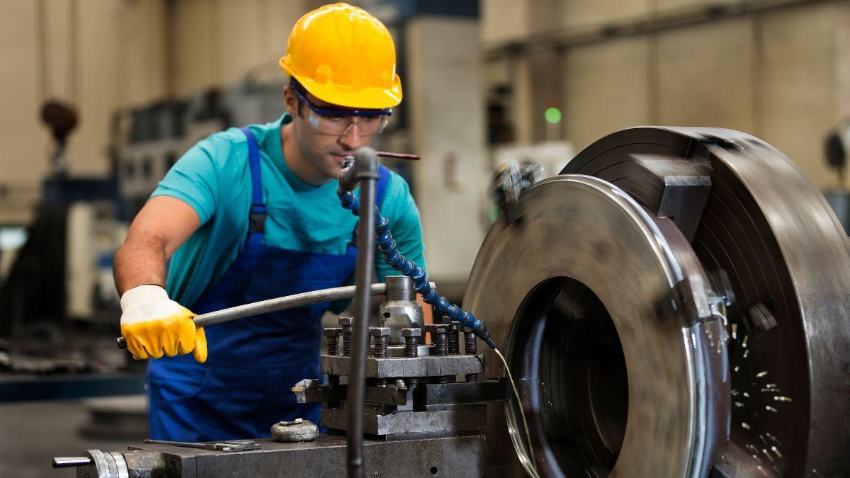 Sueldo de 2.165 euros y opción de empleo fijo: se buscan trabajadores ...