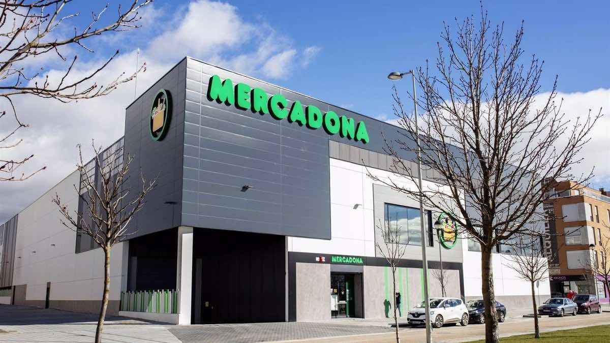 Un empleado de Mercadona llama “payasa” a su jefa, lo despiden y la ...
