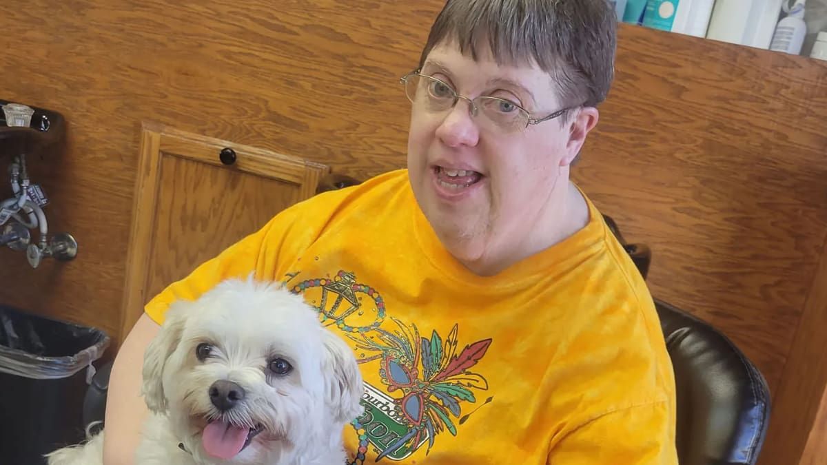 Una empleada con síndrome de Down es despedida tras 16 años en una ...