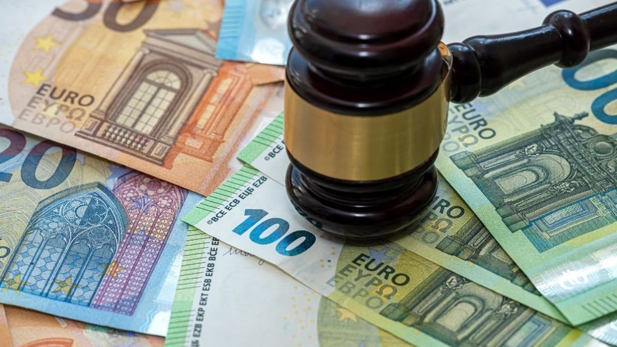 Le reclaman 50.000 euros de impuesto de sucesiones por la herencia de su abuela, que había ...